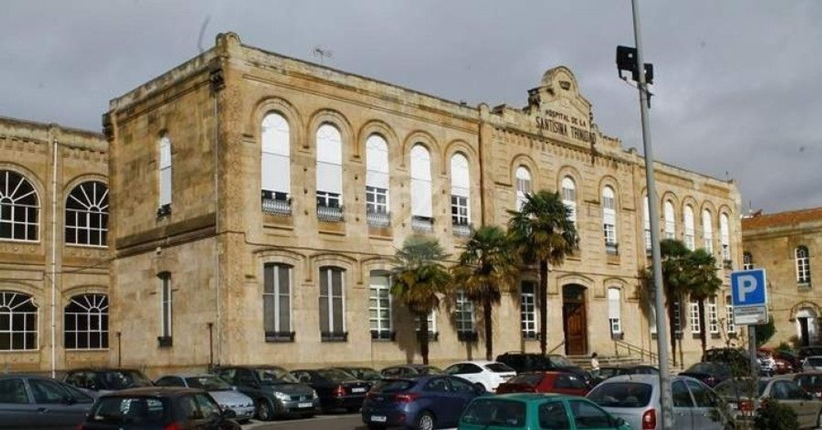 IU denuncia movimientos para presentar un ERTE en el hospital de la ...
