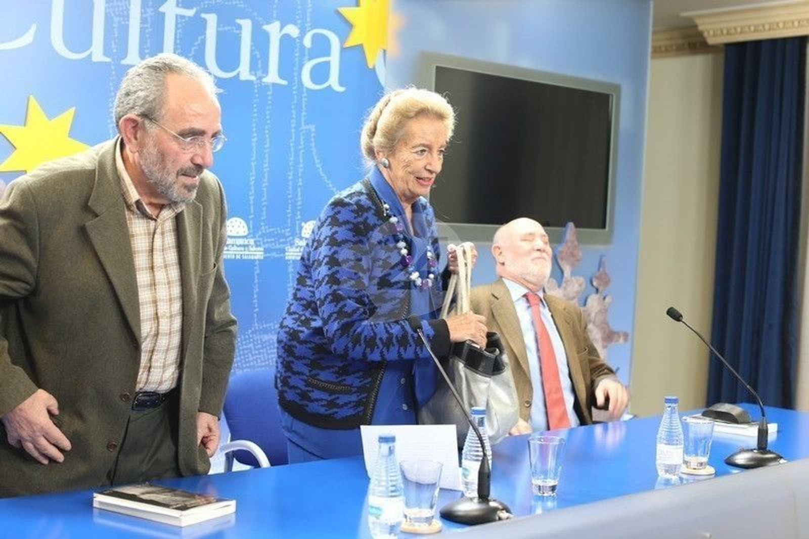 Libro de Ángel infestas