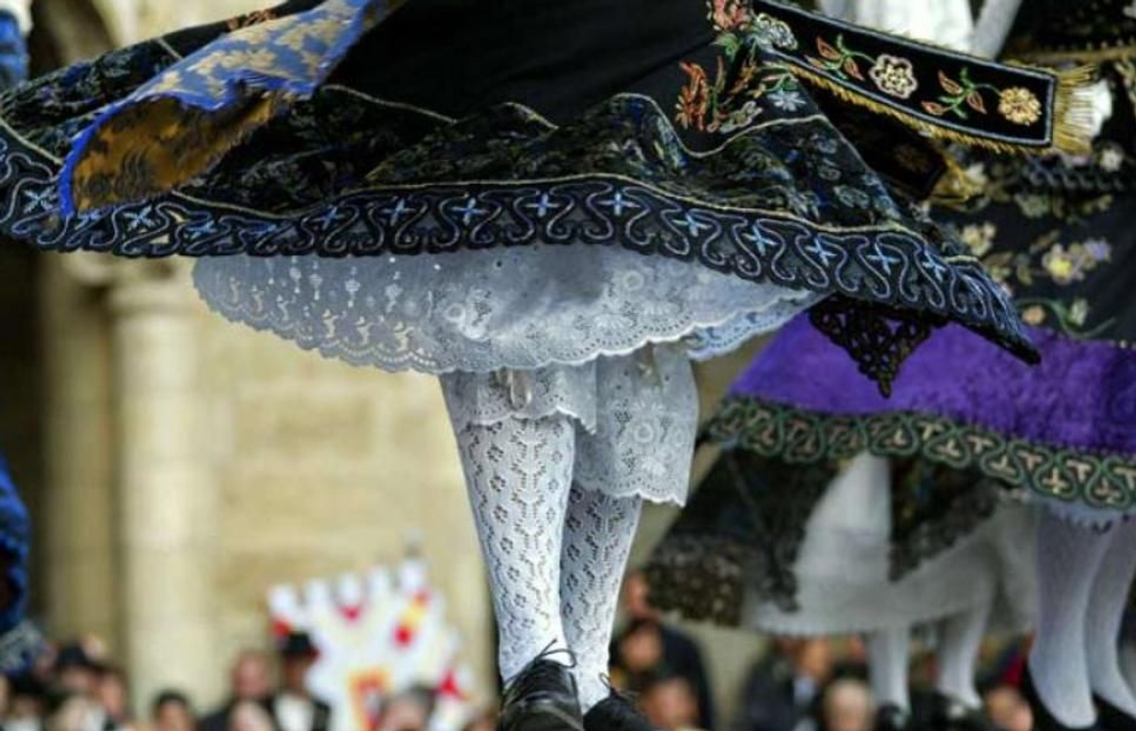 Música, bailes, trajes tradicionales y doma vaquera en la Fiesta de La ...