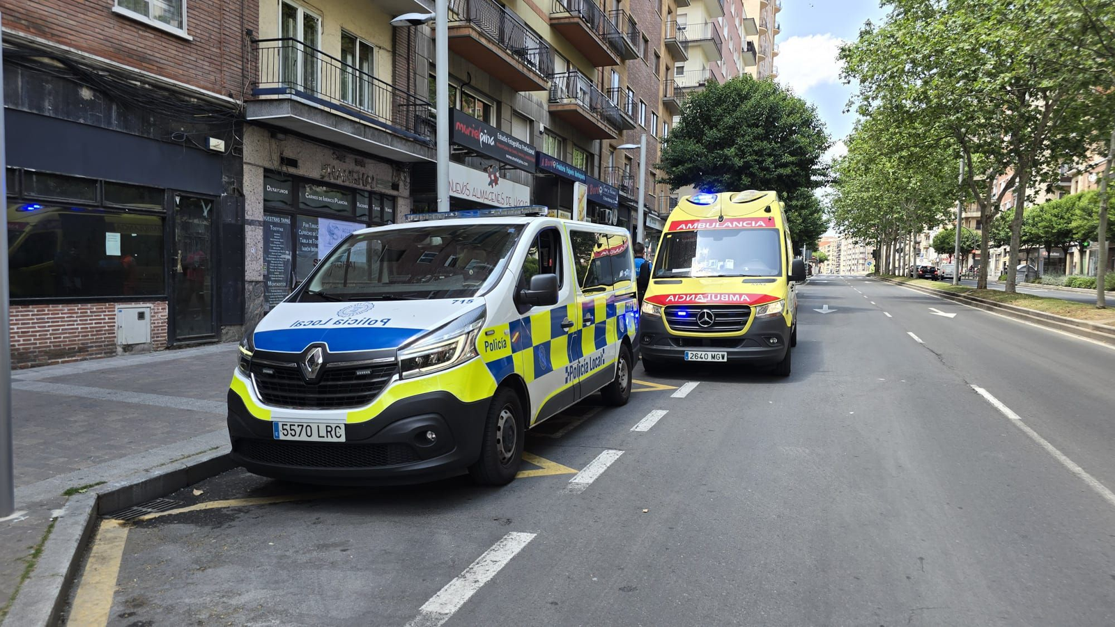Un varón herido tras perder el control de su moto y chocar contra un ...